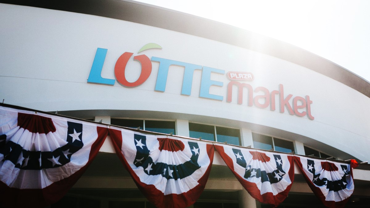 Lotte Plaza Market